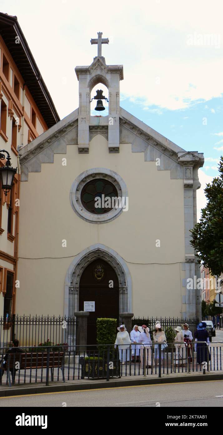 Facade of the Iglesia de las Siervas de Jesús de la Caridad Calle Uría ...