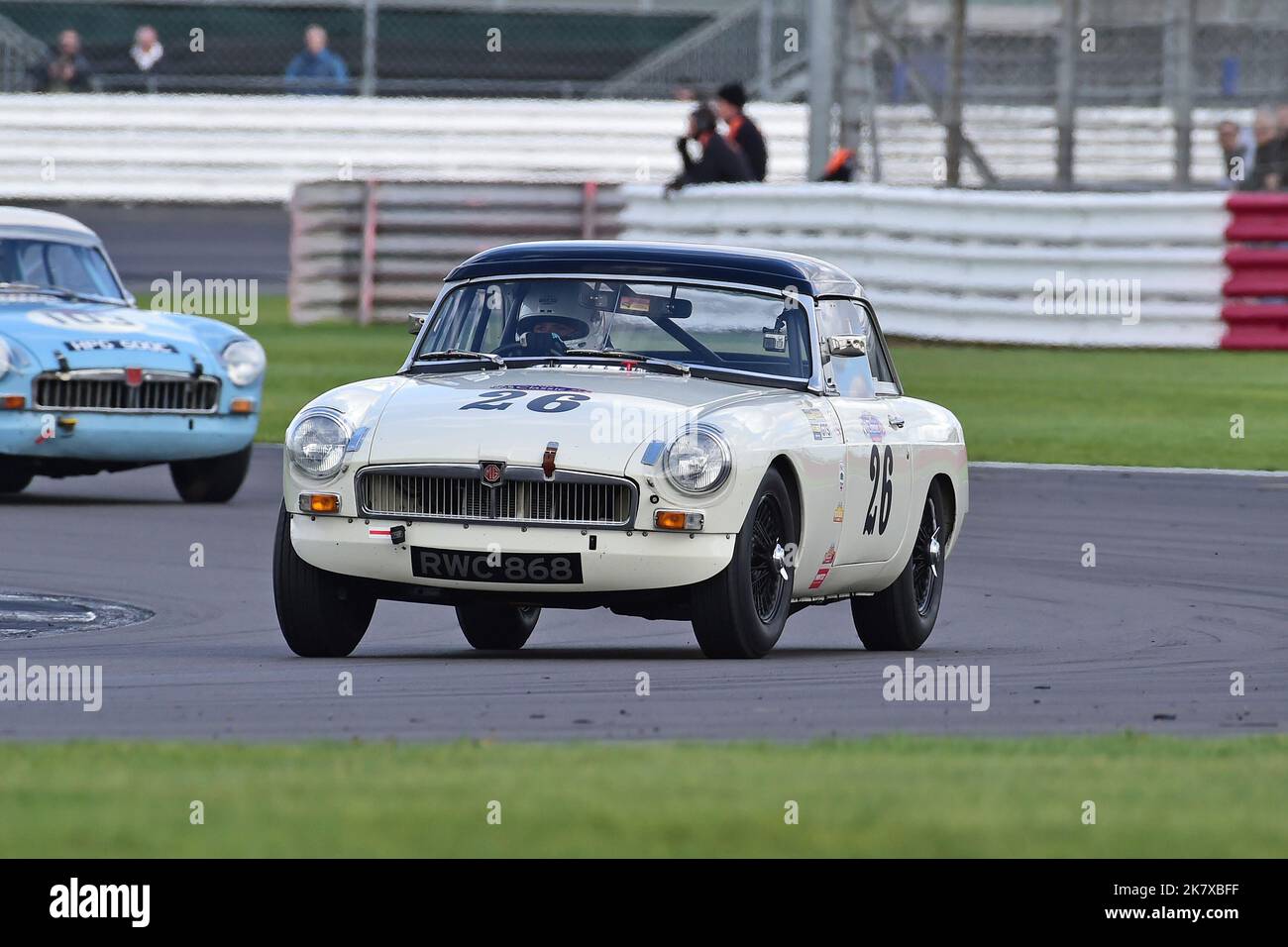 Dennis Pickett, Daniel Pickett, MG B Roadster, Mintex Classic K, a ...