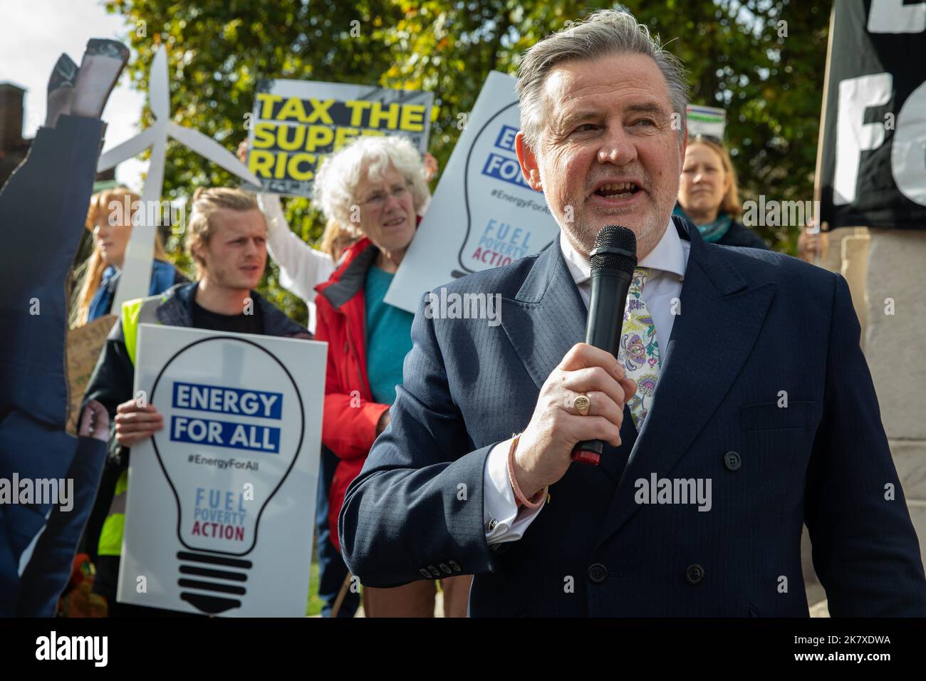 Edm 470 hi-res stock photography and images - Alamy