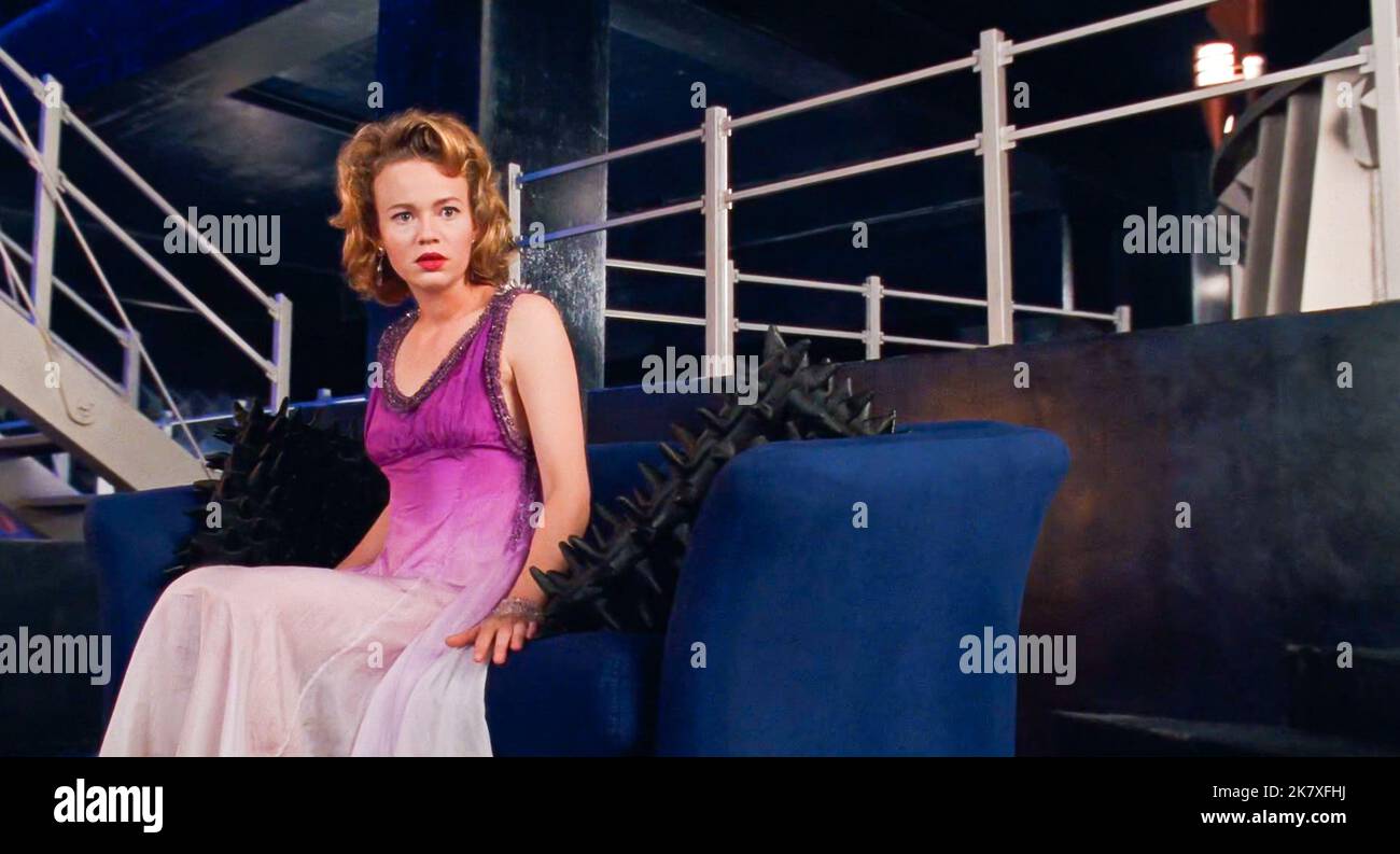 USA. Samantha Mathis in a scene from the (C)Buena Vista Pictures film ...