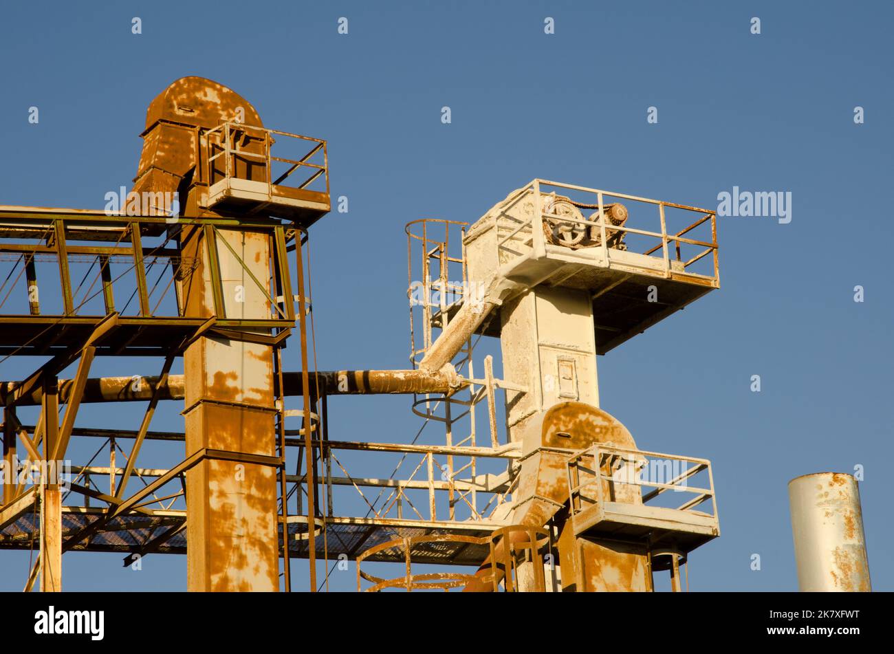 Gypsum, plaster and prefabricated plaster factory. Arinaga Industrial ...