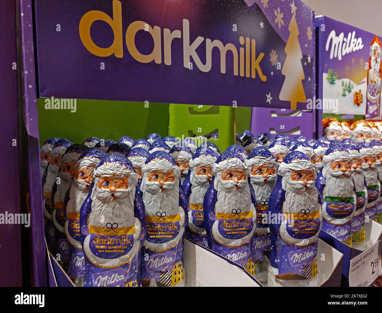 group of Milka chocolate Santa Claus figures in a supermarket Stock ...
