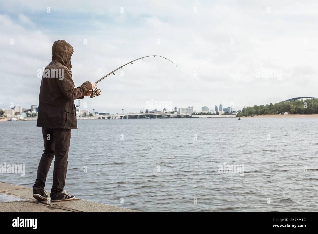 Spinning to catch hi-res stock photography and images - Alamy