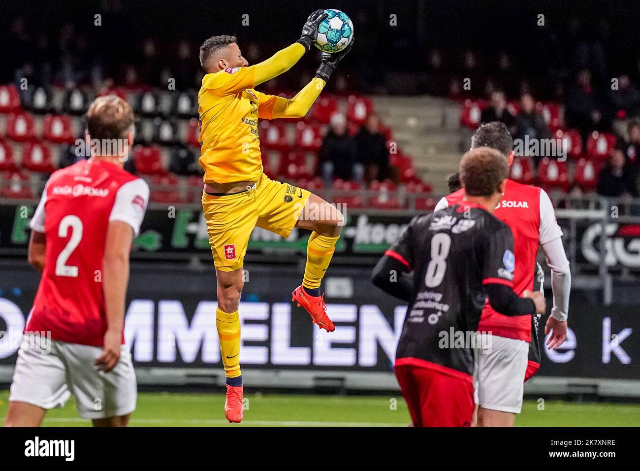 ROTTERDAM, NETHERLANDS - OCTOBER 19: goalkeeper Romain Matthys of MVV ...