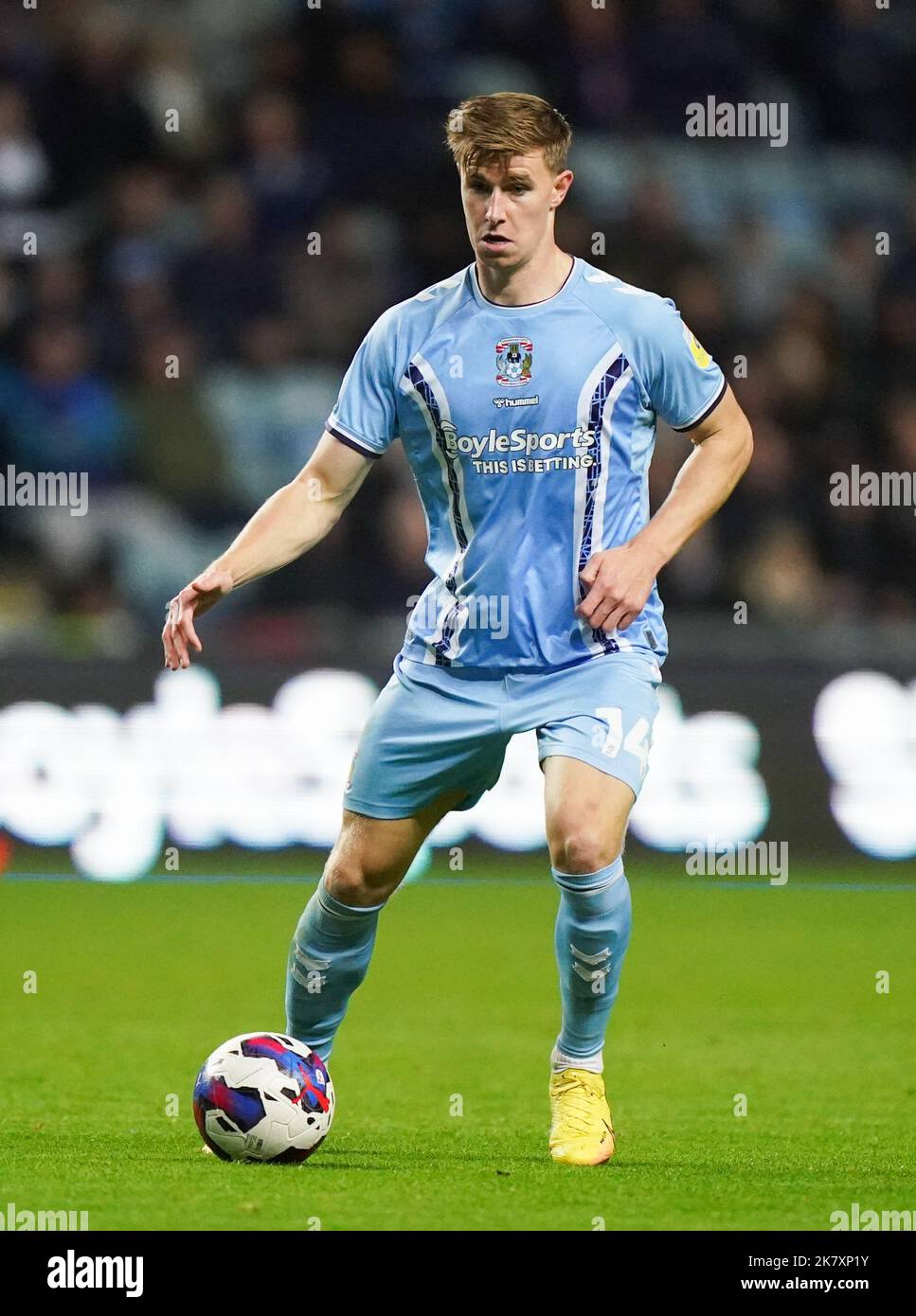 Coventry City's Ben Sheaf during the Sky Bet Championship match at the ...