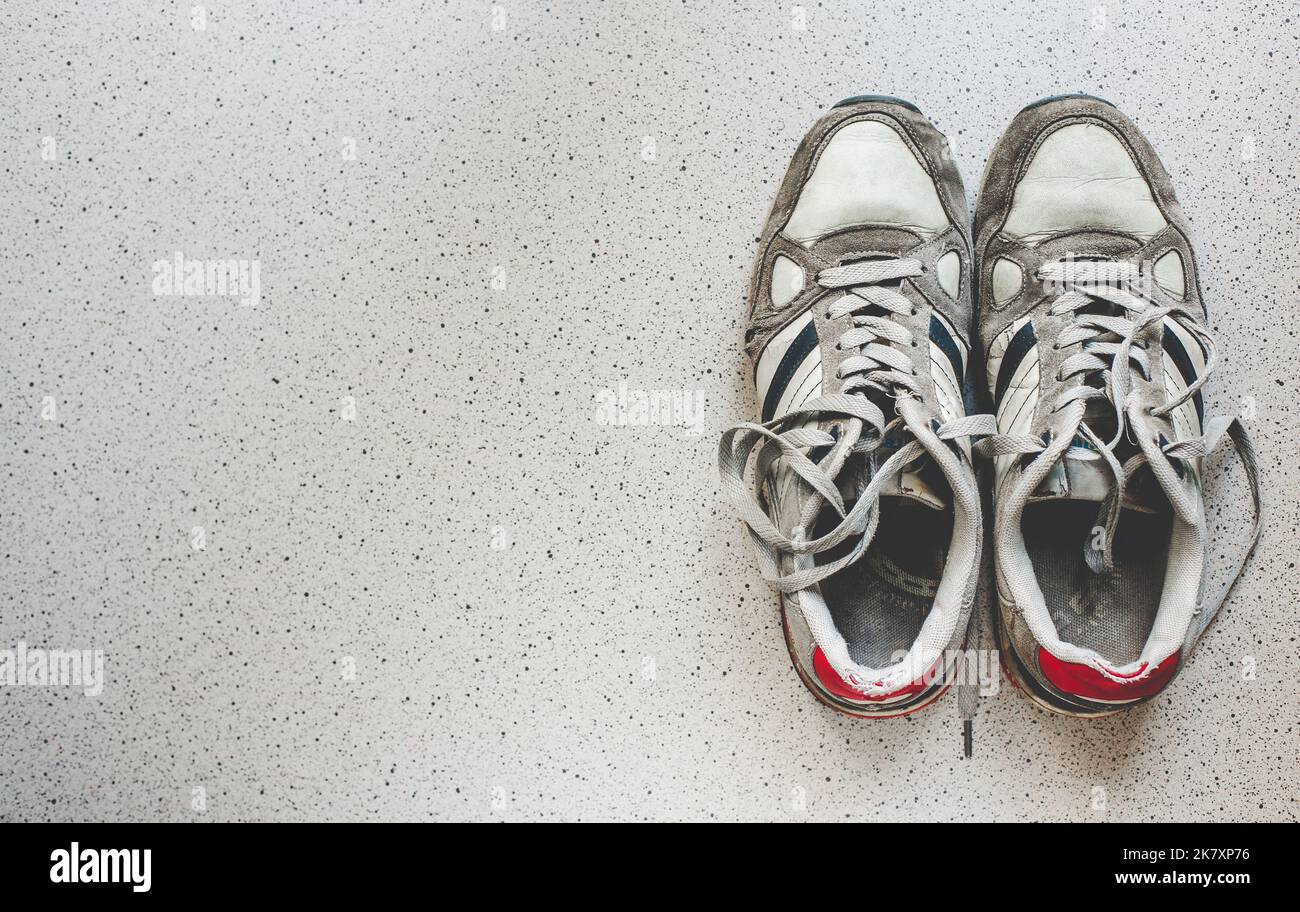 Vintage sport shoes, top view. Sport background Stock Photo - Alamy