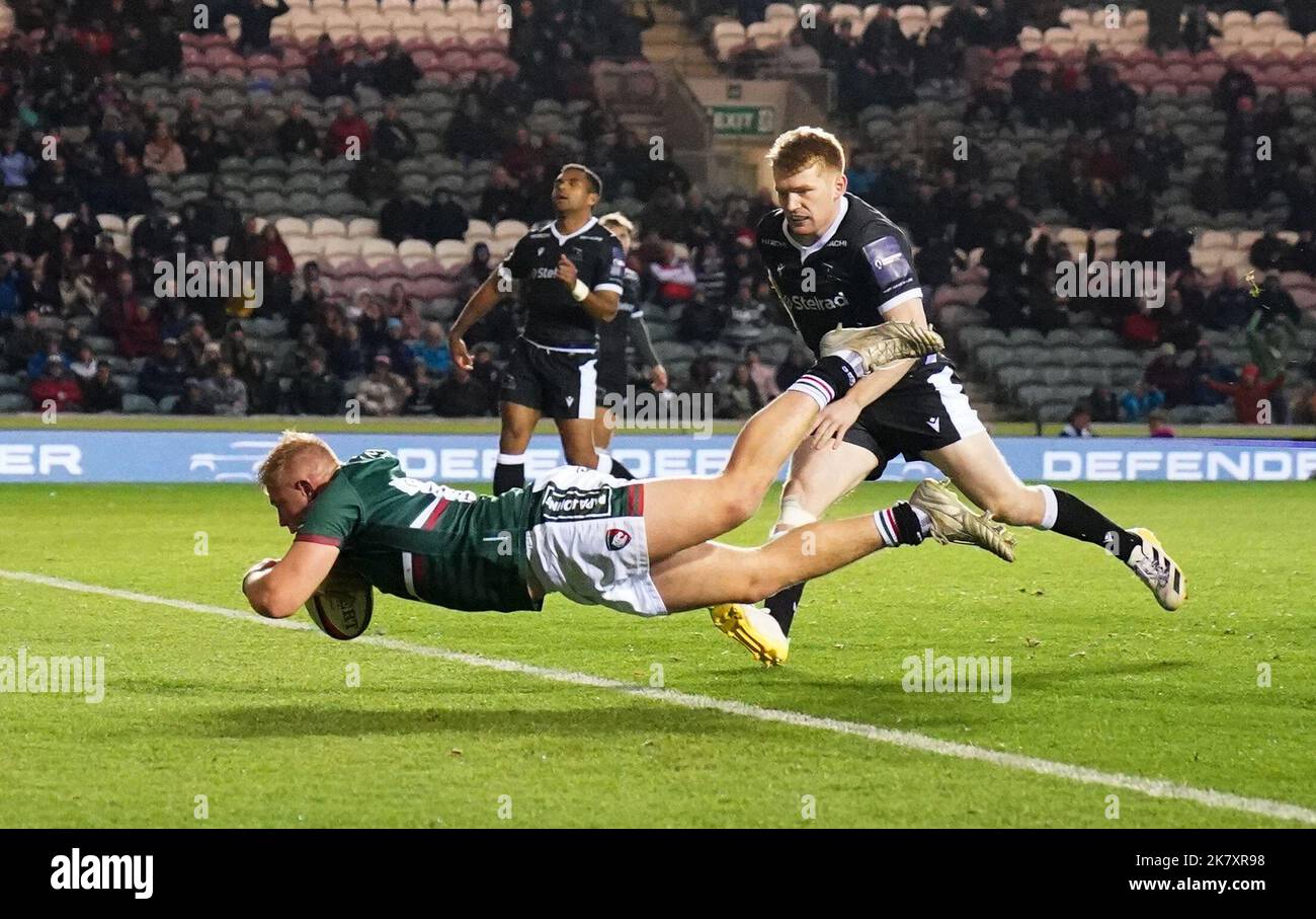 Archie vanes leicester hi-res stock photography and images - Alamy