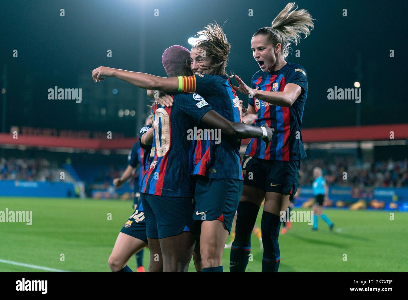 Goal celebration champions league hi-res stock photography and images ...