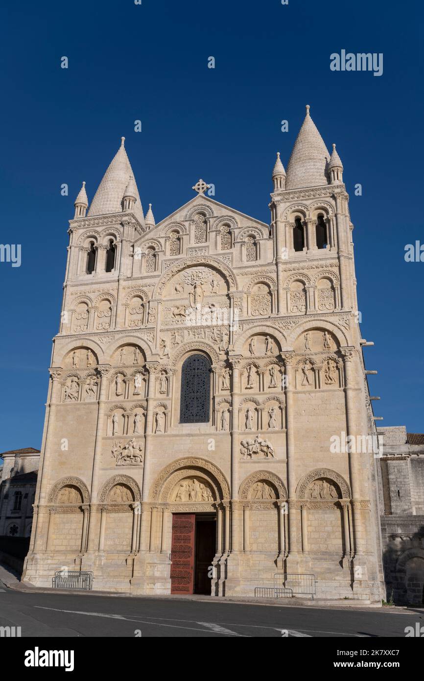 The sculpted facade of Angoulême Cathedral, Angoulême, Charente ...