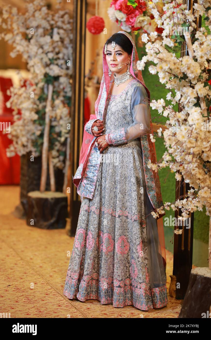 Bride at Pakistani wedding: Traditional Nikah ceremony in Karachi Stock ...