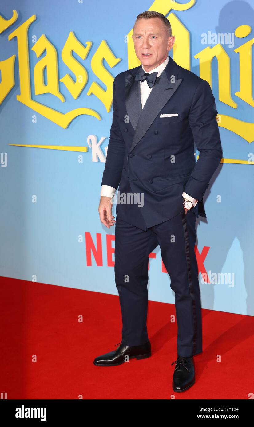 Daniel Craig attends 'Glass Onion: A Knives Out Mystery' film premiere ... Daniel Craig attends 'Glass Onion: A Knives Out Mystery' film premiere ...