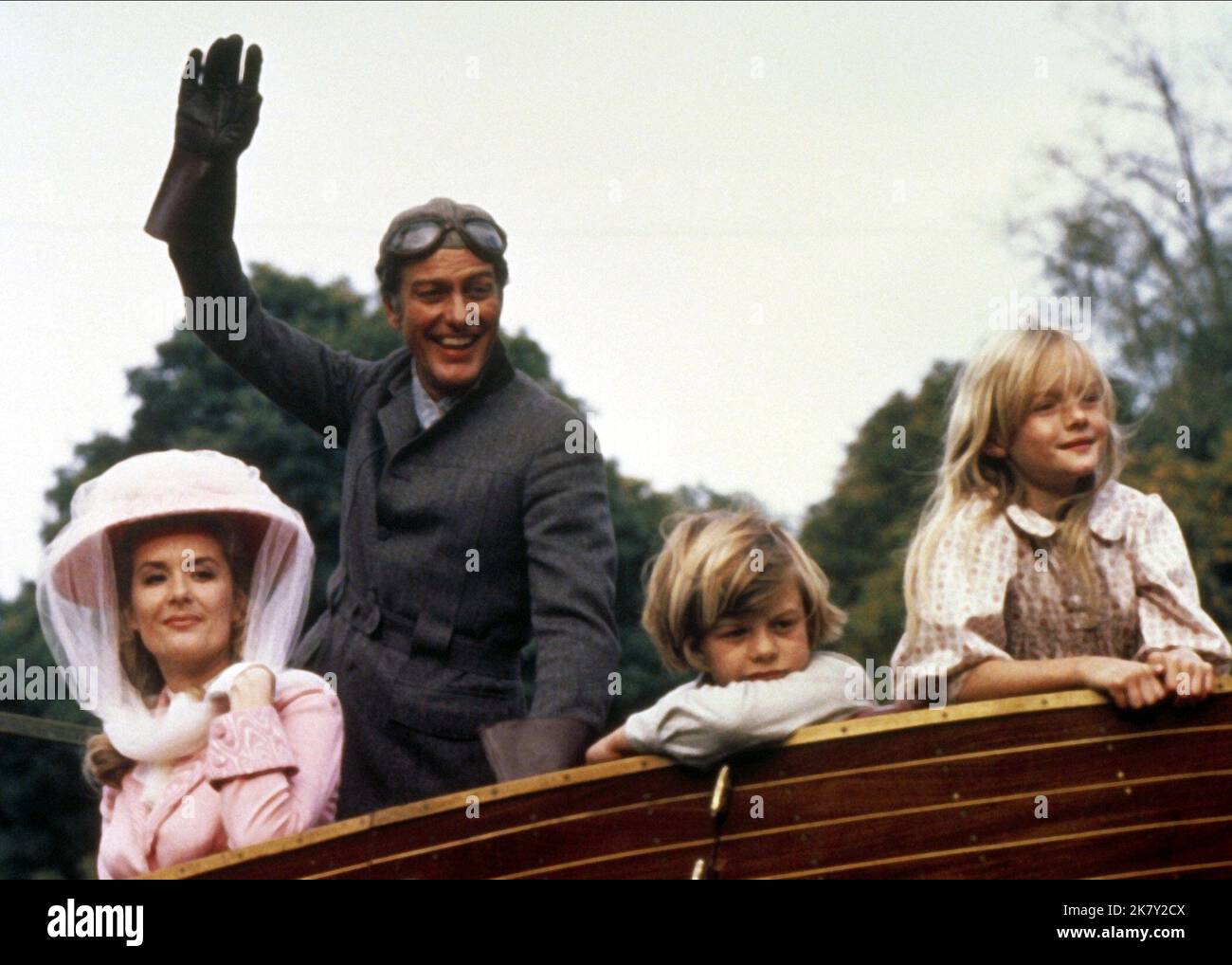 Dick Van Dyke, Heather Ripley, Adrian Hall & Sally Ann Howes Film ...