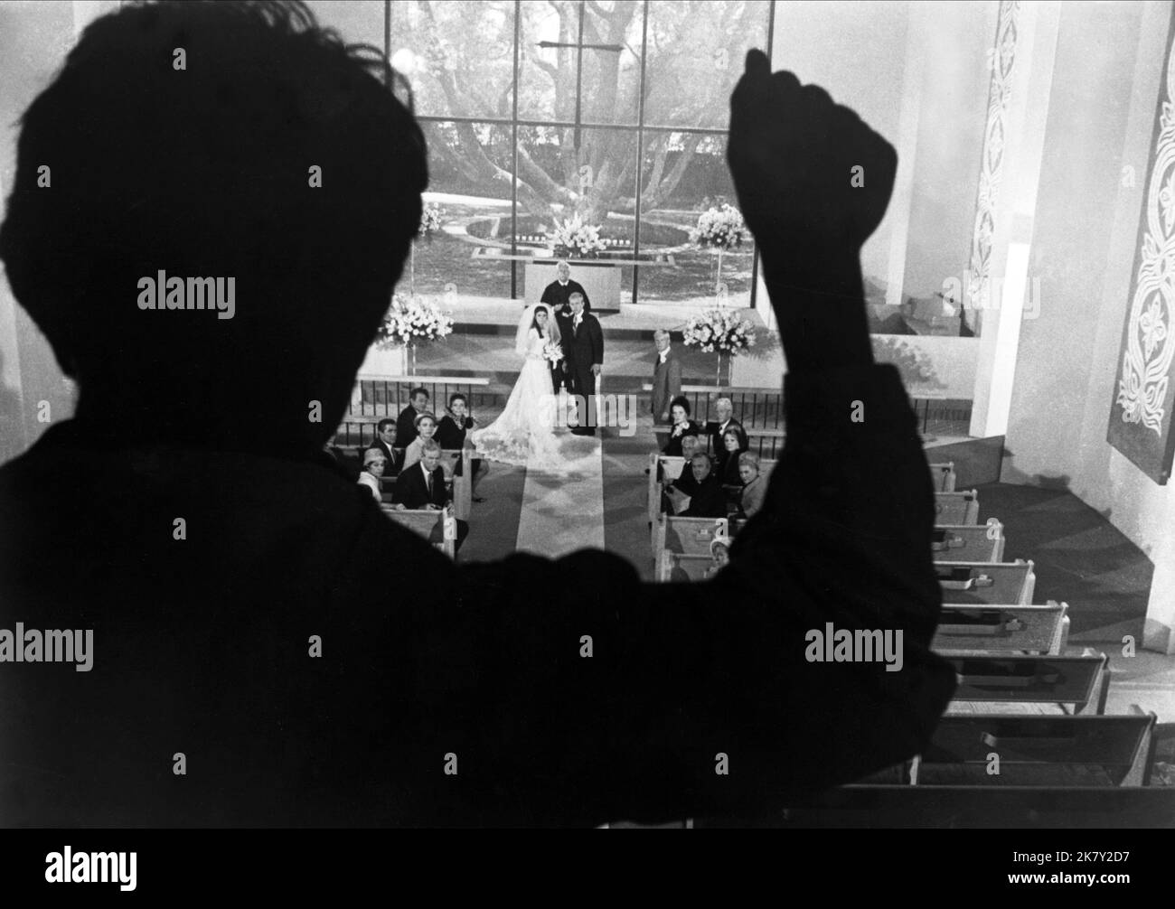 Dustin Hoffman, Katharine Ross & Brian Avery Film: The Graduate (USA ...