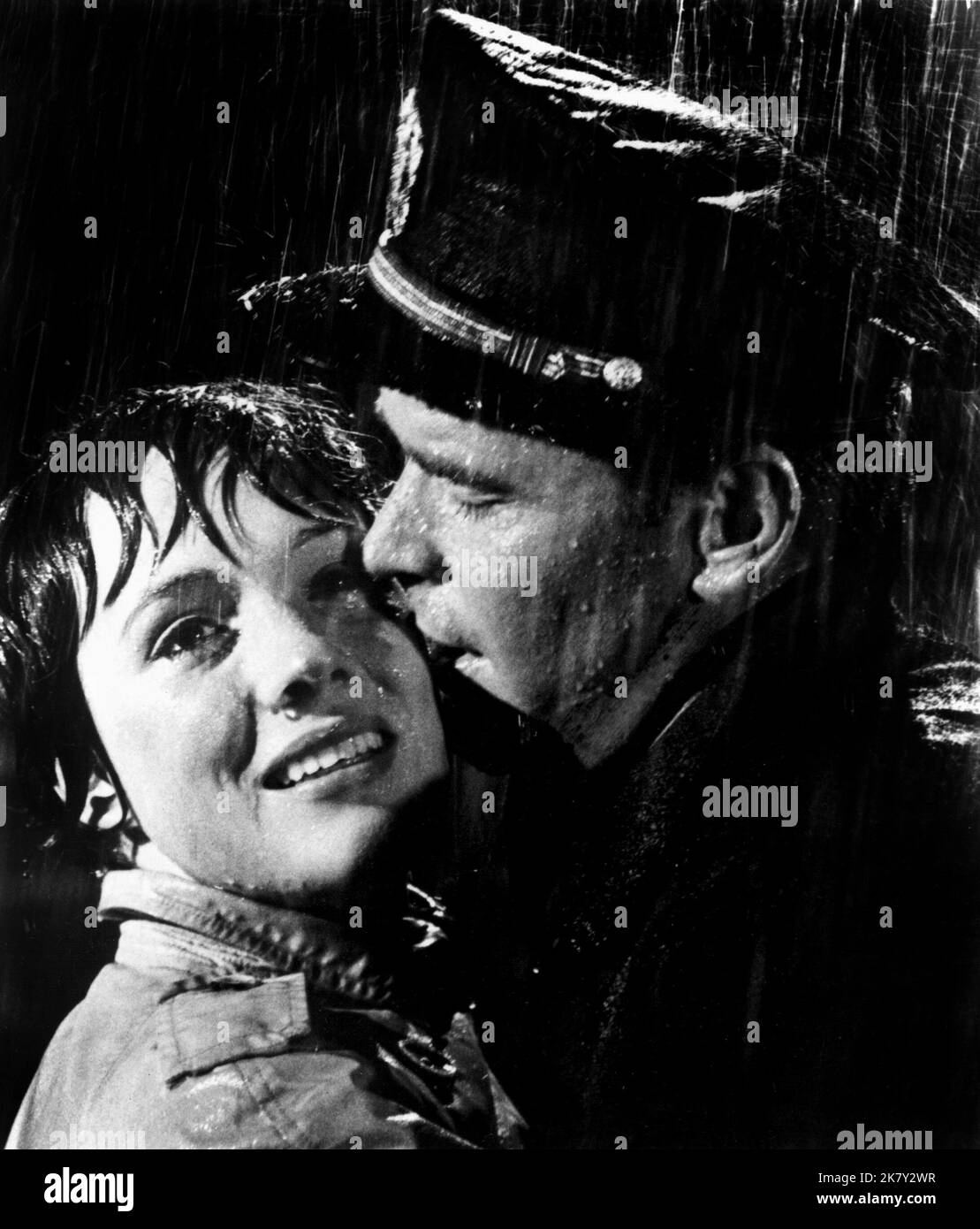 Julie Andrews & James Garner Film The Americanization Of Emily (1965 ...