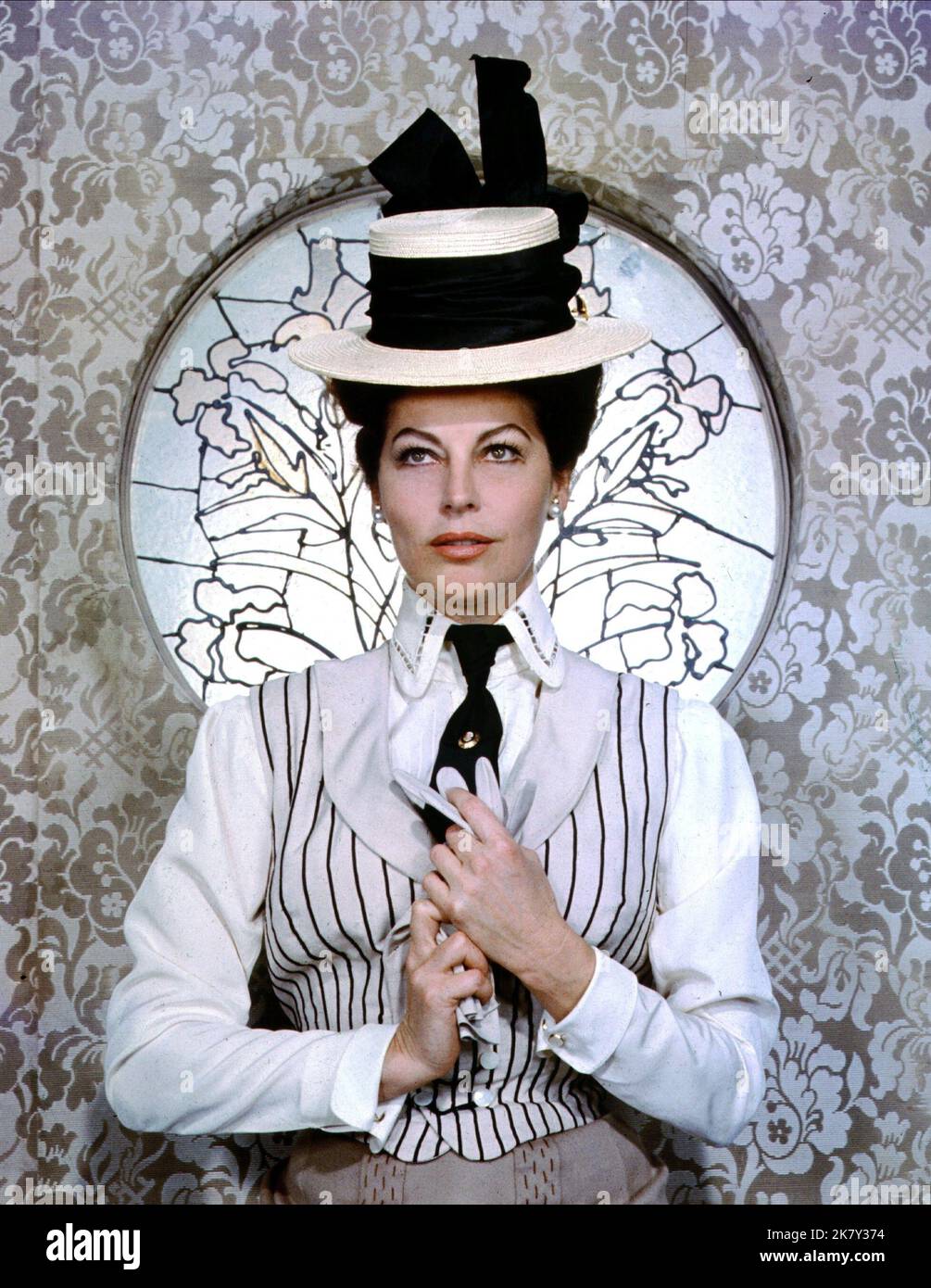 Ava Gardner Film 55 Days At Peking (USA 1963) Characters: Baroness ...