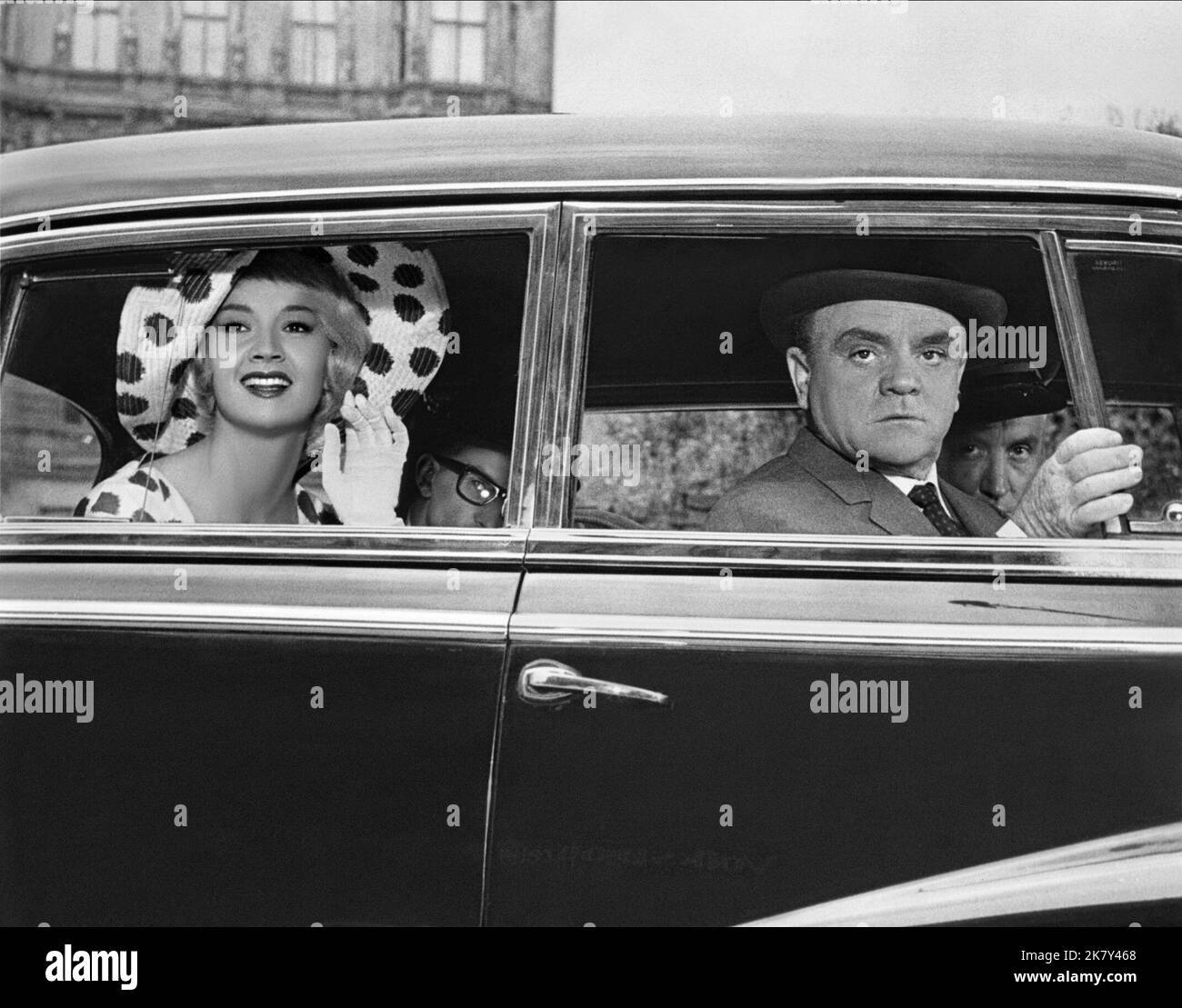 Lilo pulver Black and White Stock Photos & Images - Alamy