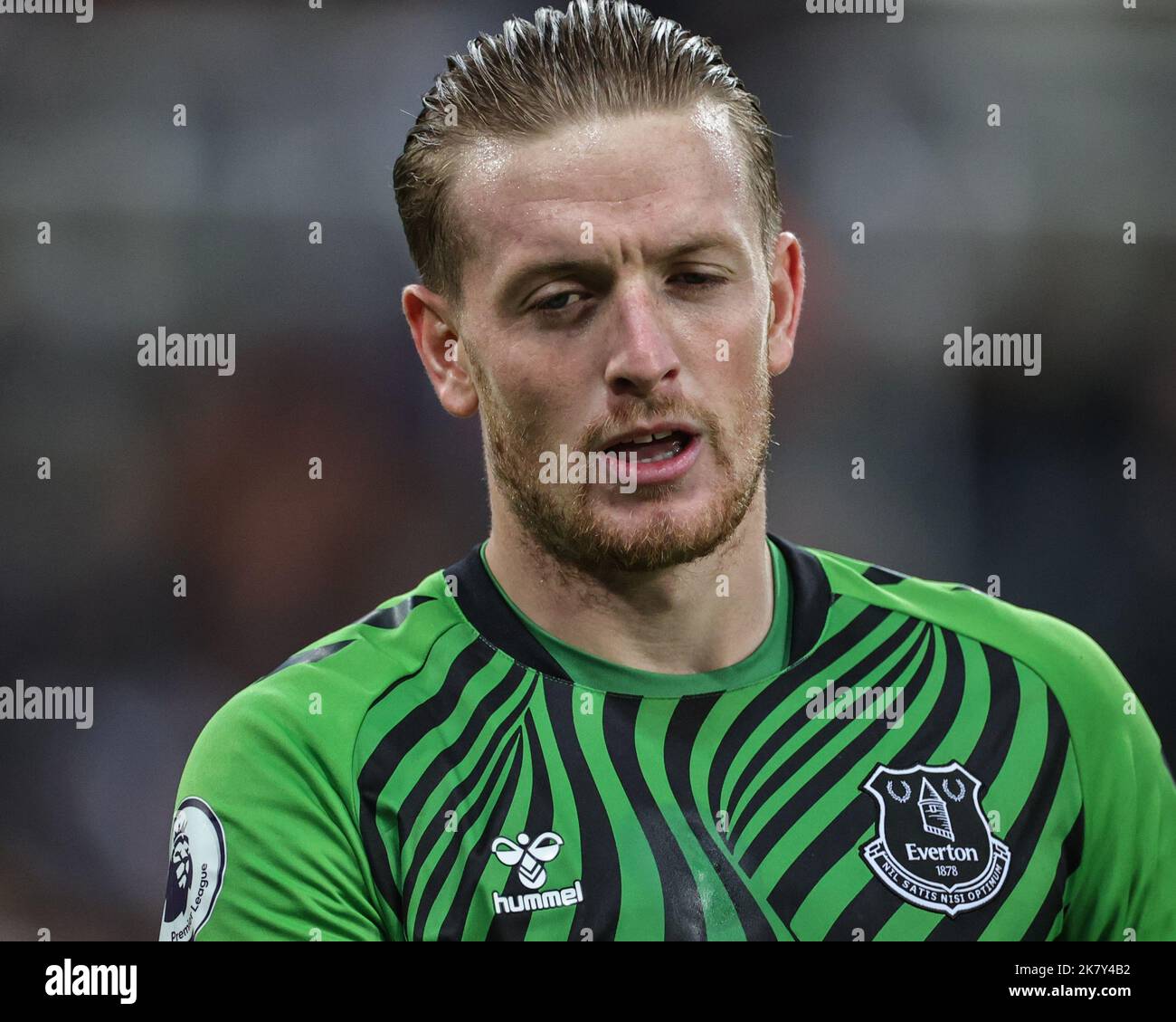 Pickford everton newcastle 2022 hi-res stock photography and images - Alamy
