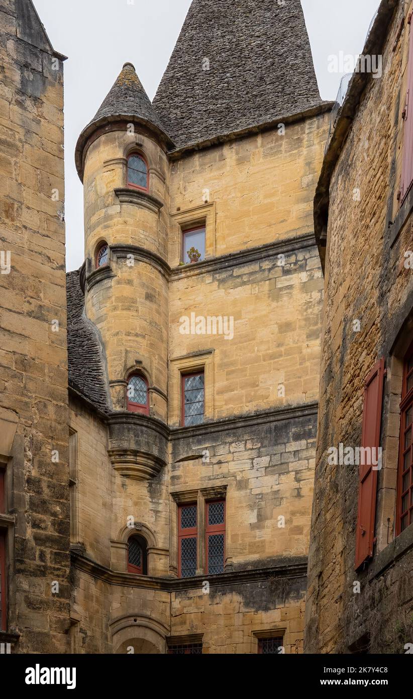 view of 14th century medieval town buildings in Sarlat-la-Caneda ...