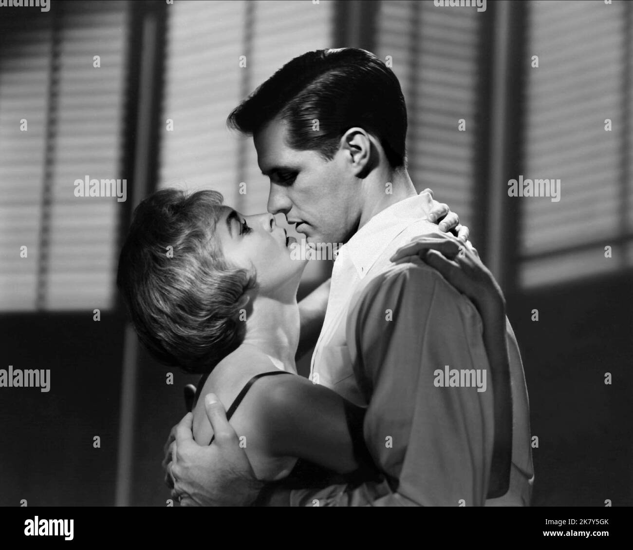 Janet Leigh & John Gavin Film Psycho (USA 1960) Characters: Marion Crane & Sam Loomis Director ...