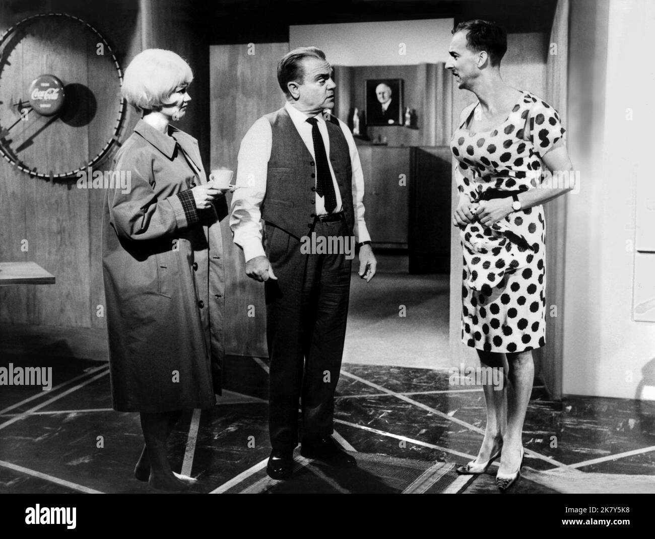 Lilo Pulver, James Cagney & Hanns Lothar Film: One, Two, Three (USA ...