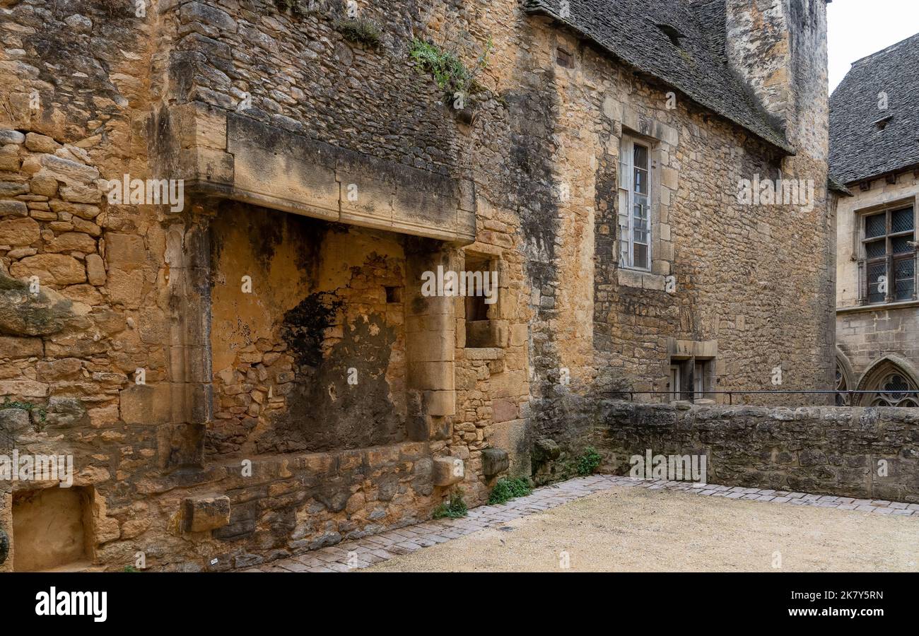 view of 14th century medieval town buildings in Sarlat-la-Caneda ...