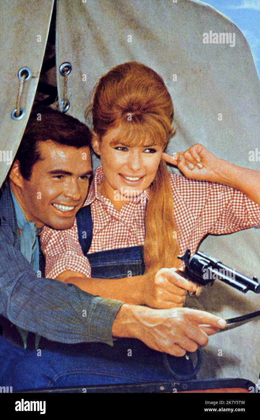 Angel Aranda & Viva Bach Film: Bullets Don'T Argue (1964) Director ...