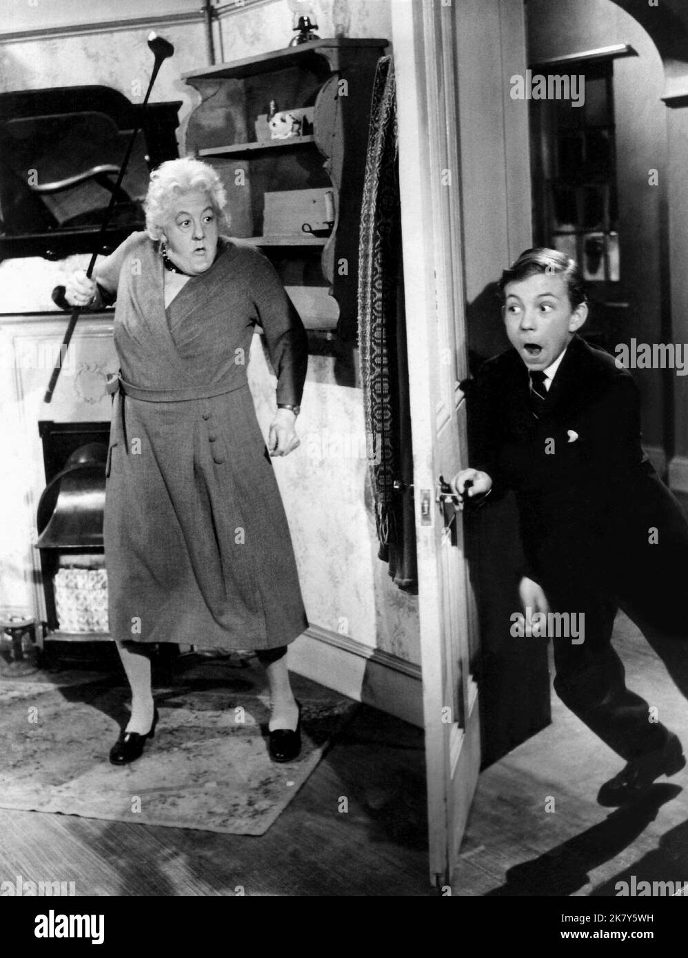 Margaret rutherford miss marple hi-res stock photography and images - Alamy