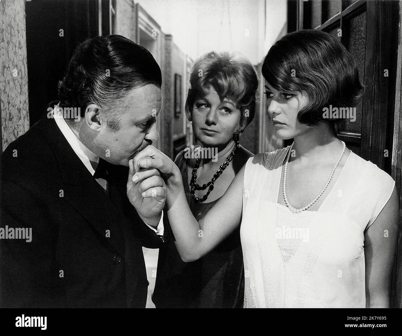 Rod Steiger, Shelley Winters & Claudia Cardinale Film Time Of ...