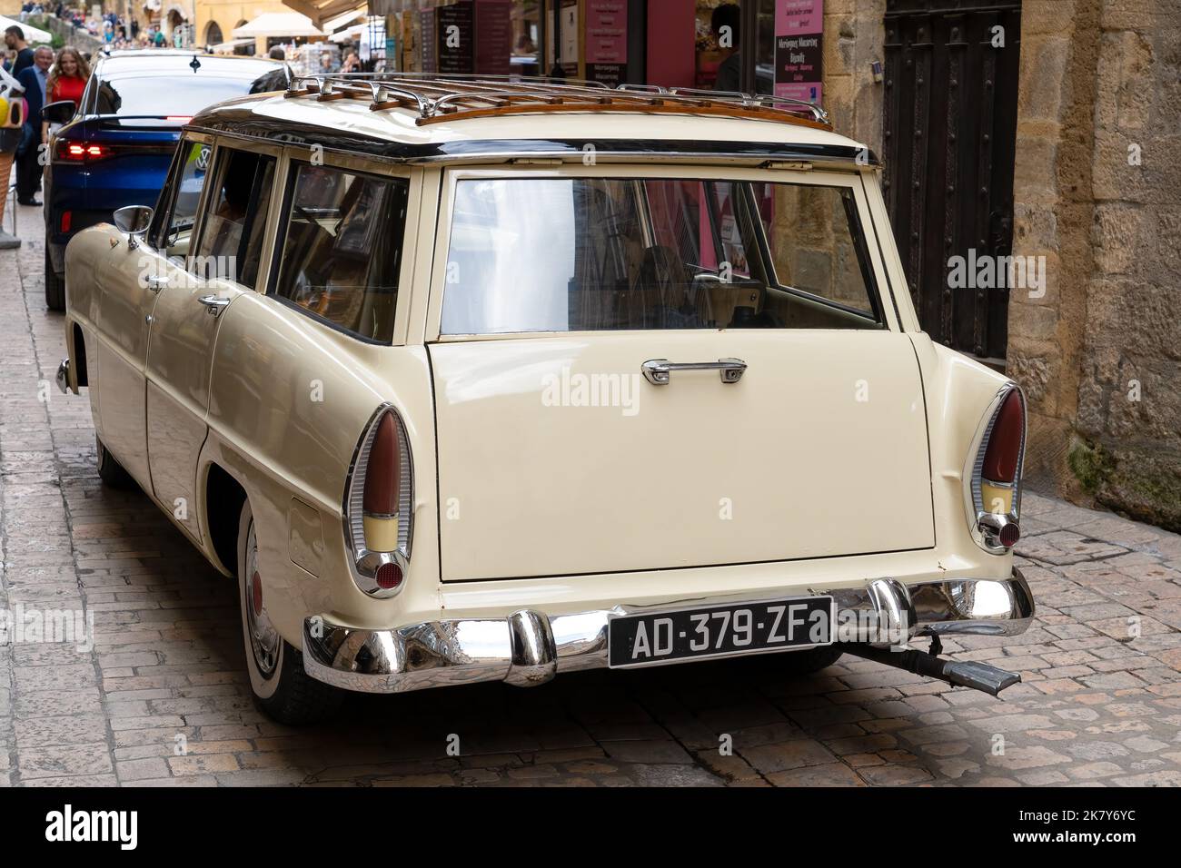 a classic Simca Vedette Estate awaiting entry to the Sarlat-la-Caneda ...