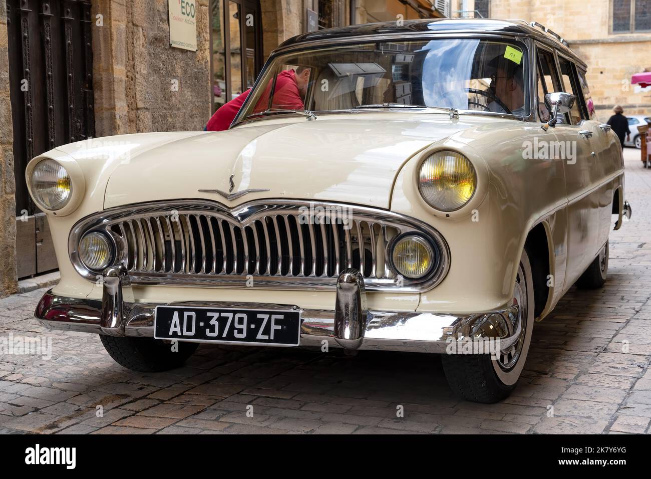 a classic Simca Vedette Estate awaiting entry to the Sarlat-la-Caneda ...