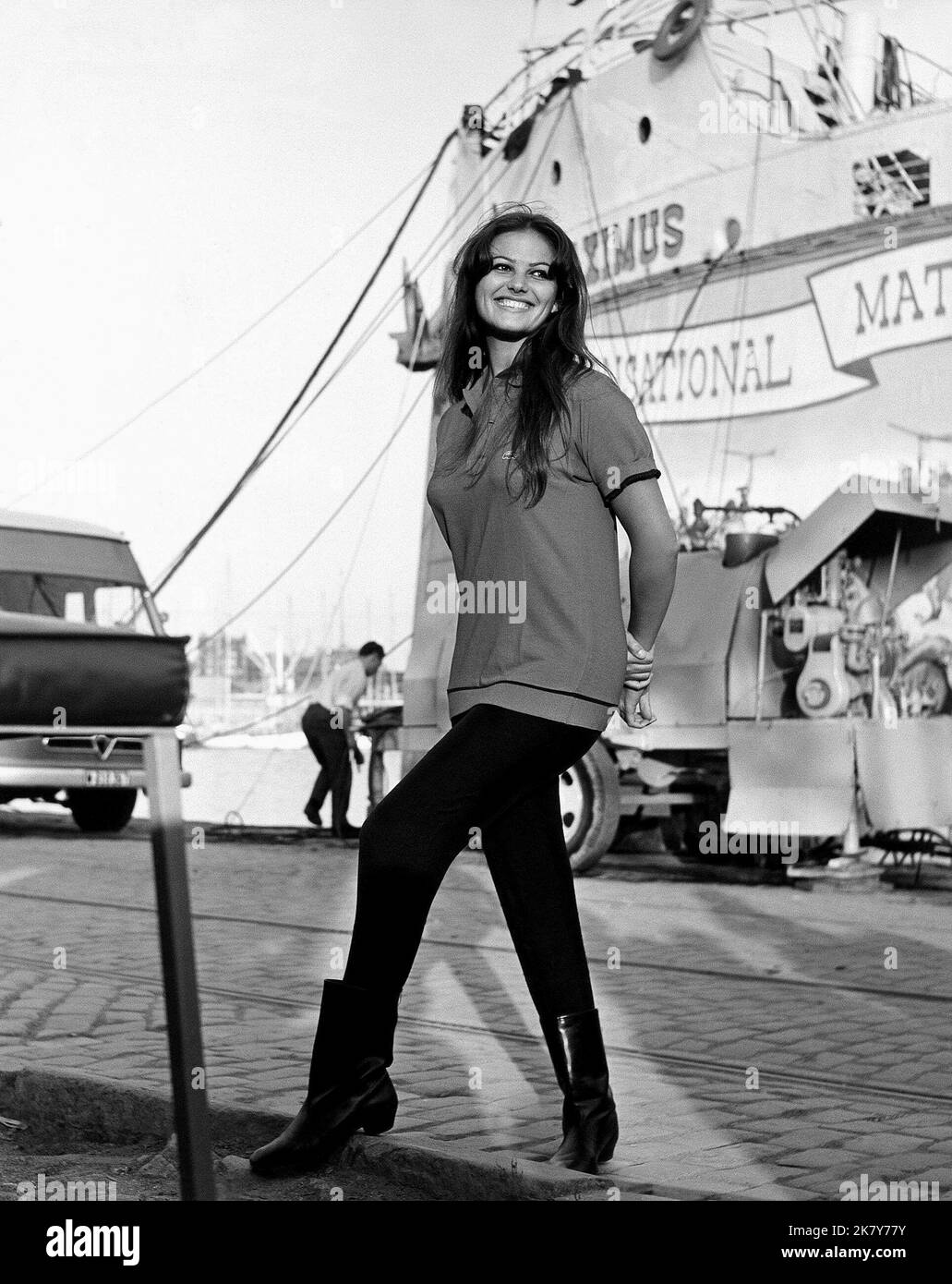 Claudia Cardinale Film: Circus World; The Magnificent Showman (USA/E ...