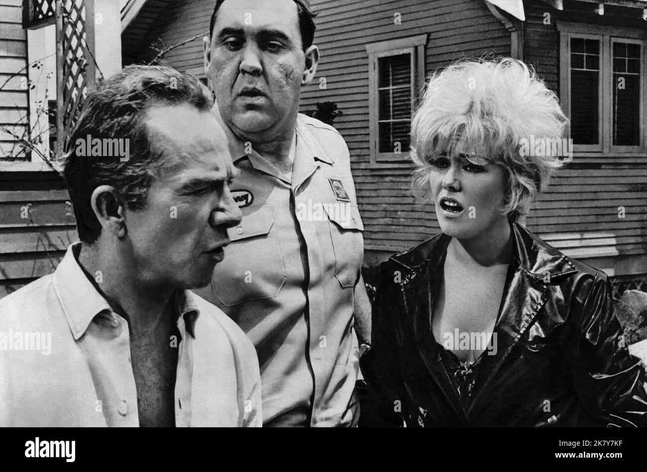 Ray Walston, Cliff Osmond & Kim Novak Film: Kiss Me, Stupid (1964 ...