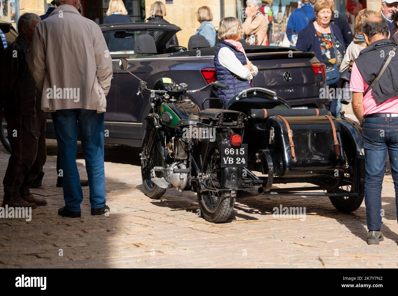 a René Gillet 1939 model G1 750cc 2 cylinder motorbike and side-car ...