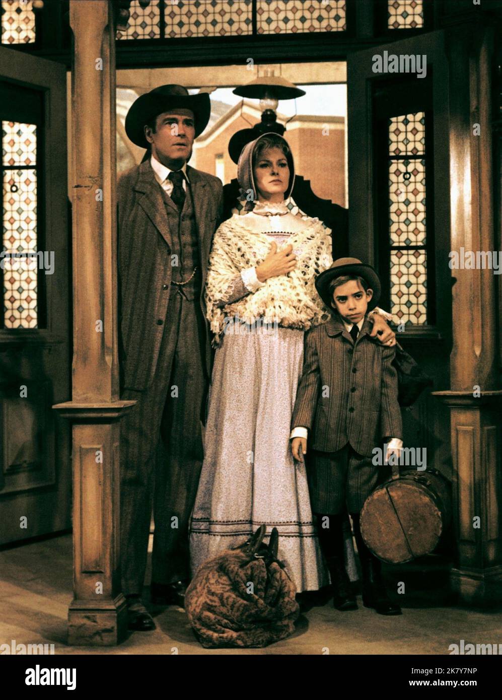 Henry Fonda, Joanne Woodward & Gerald Michenaud Film: A Big Hand For ...