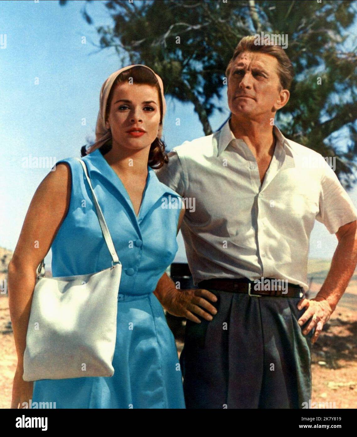 Senta Berger & Kirk Douglas Film: Cast A Giant Shadow (USA 1966 ...