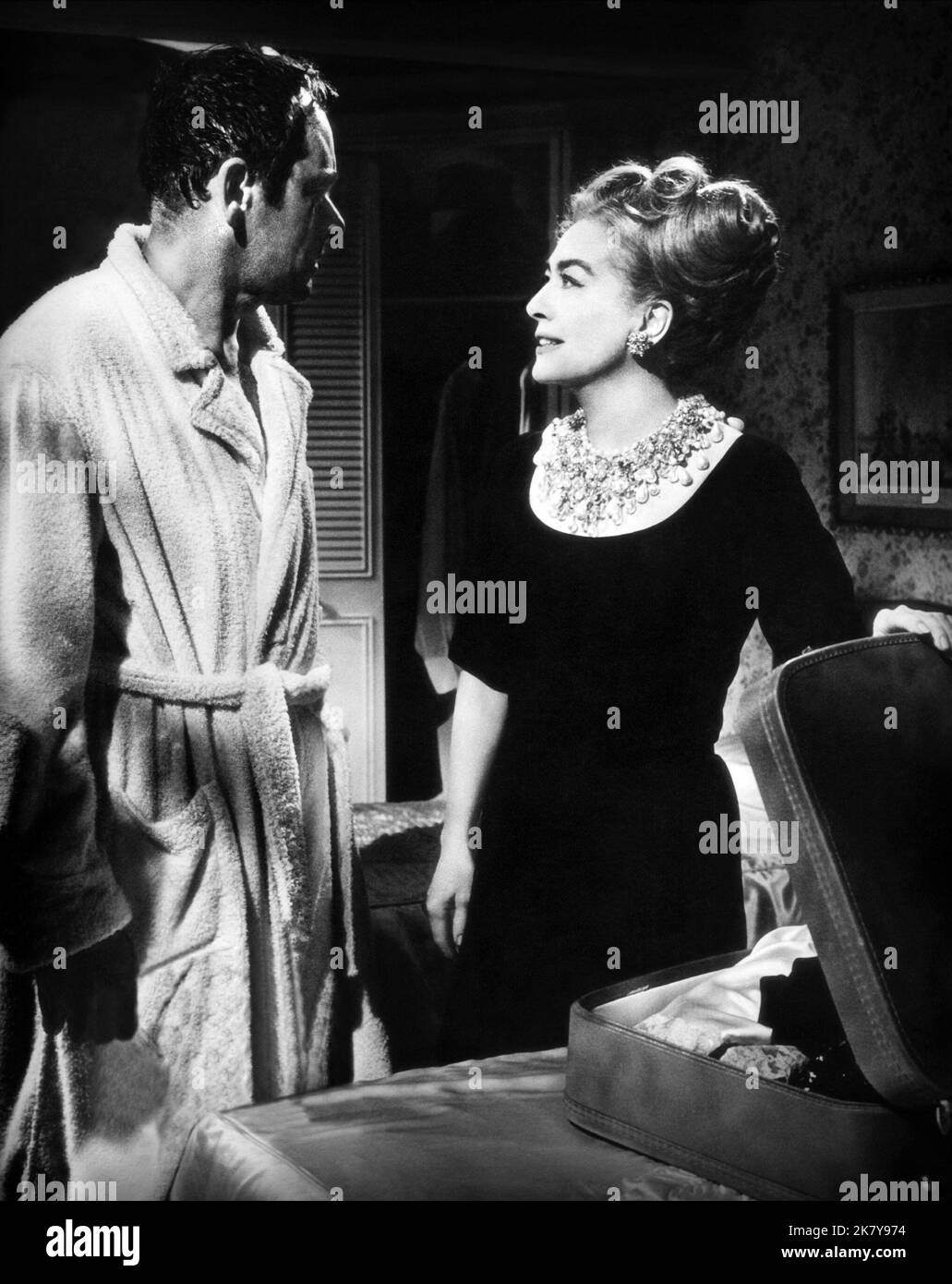 John Ireland & Joan Crawford Film I Saw What You Did (1966) Characters ...