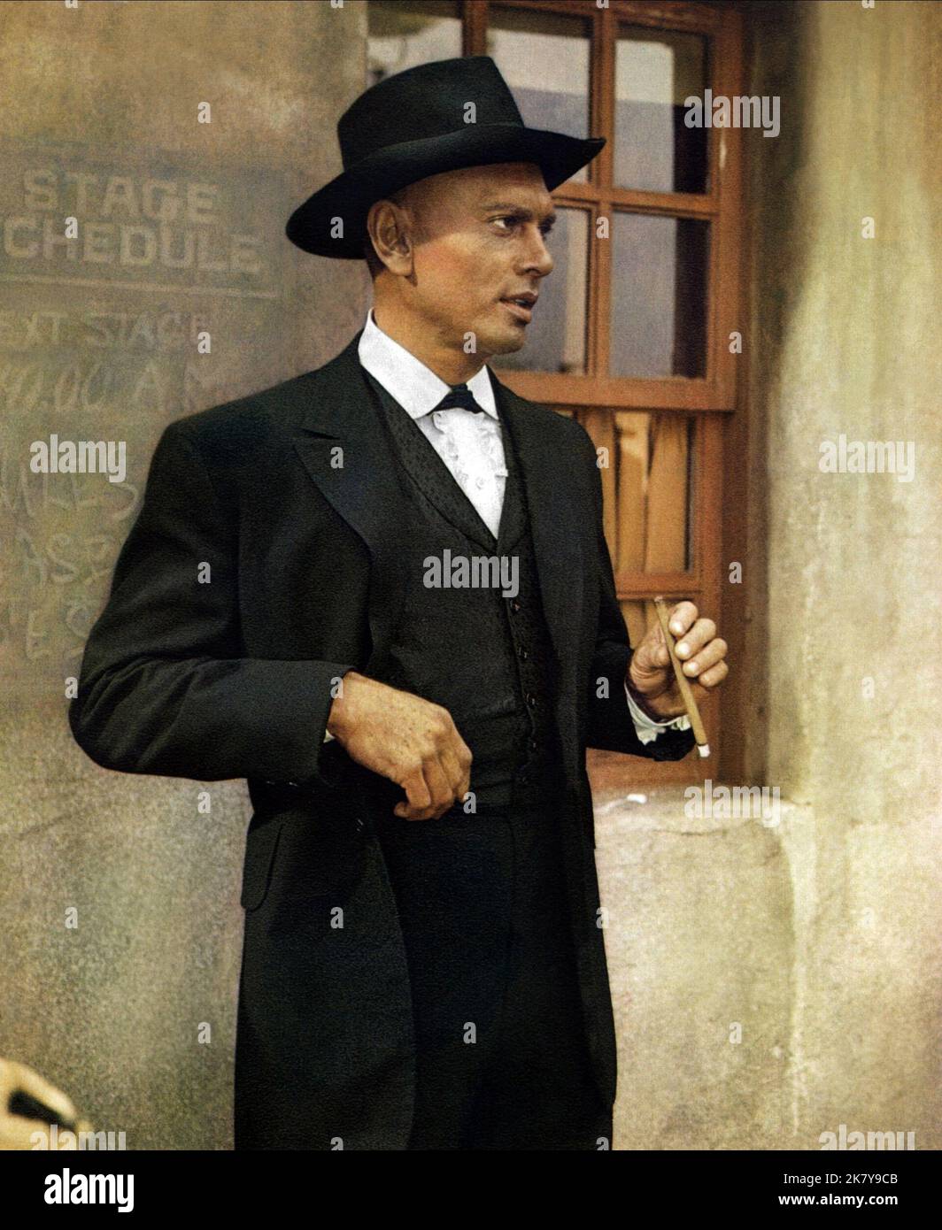 Yul Brynner Film Invitation To A Gunfighter (1964) Characters: Jules ...