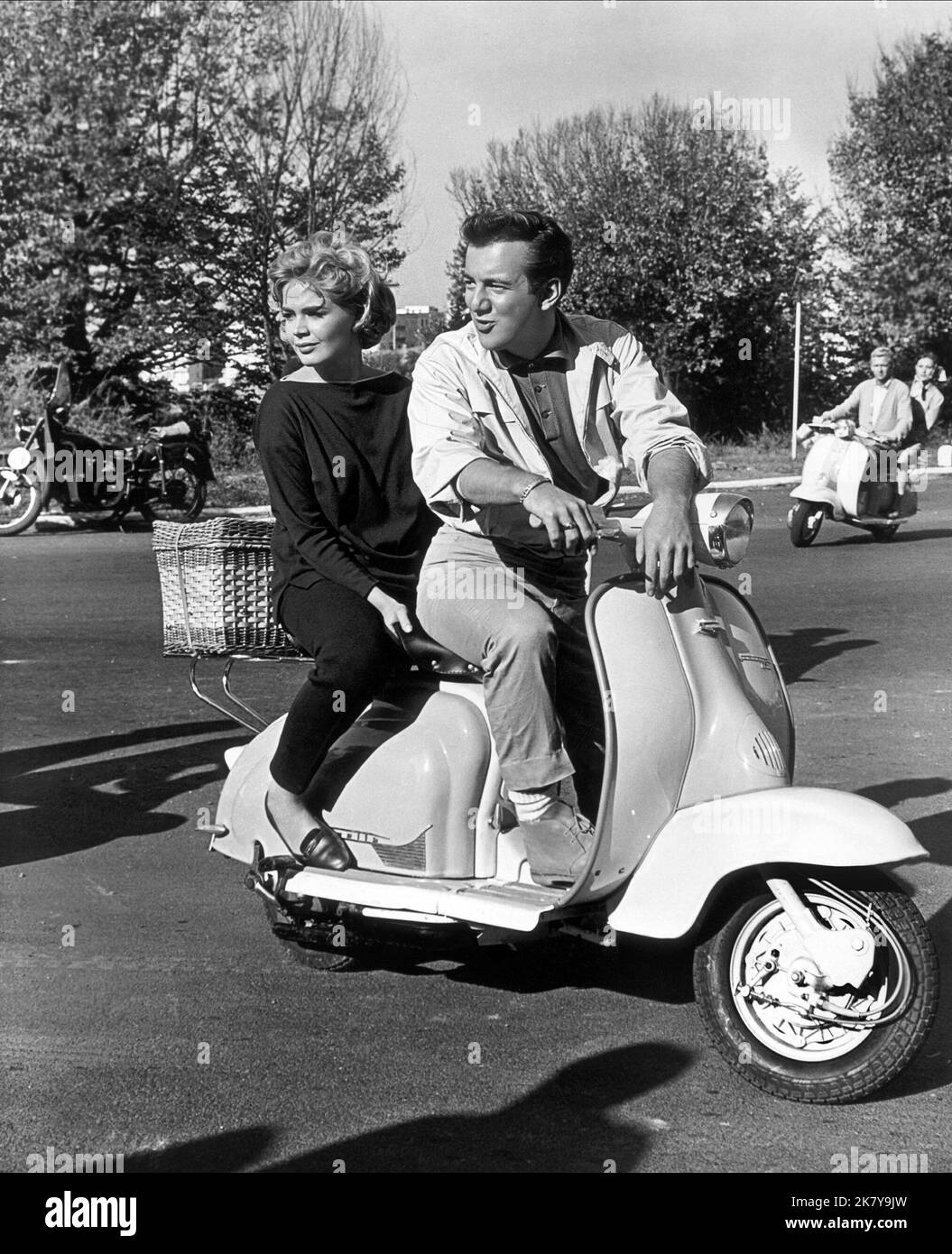 Sandra Dee & Bobby Darin Film Come September (1961) Characters: Sandy ...