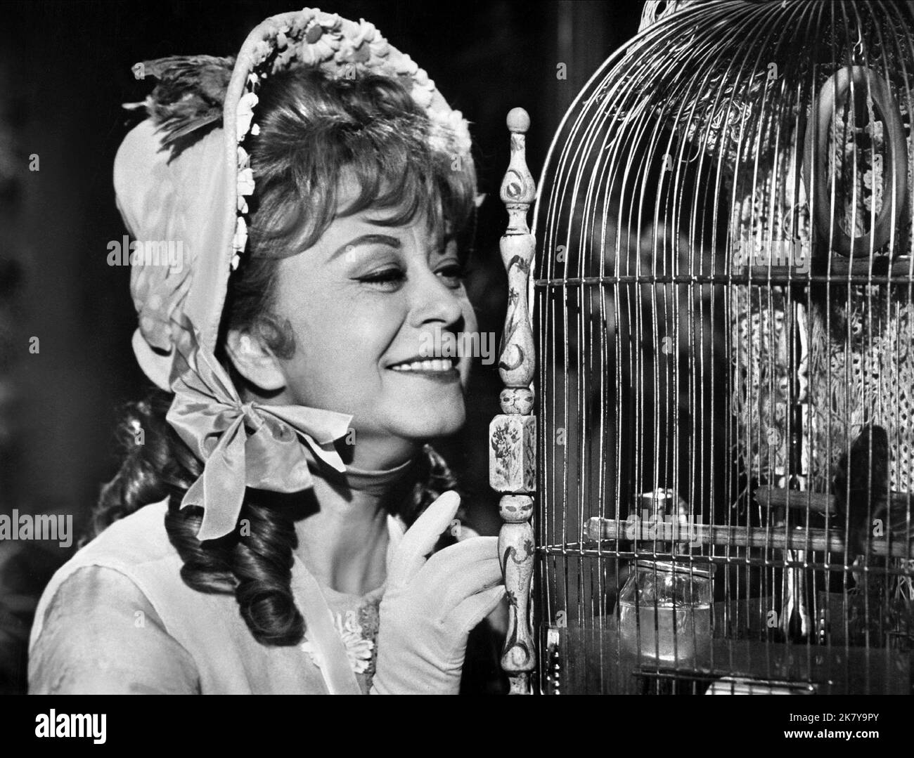Giulietta Masina Film: The Madwoman Of Chaillot (1963) Characters ...