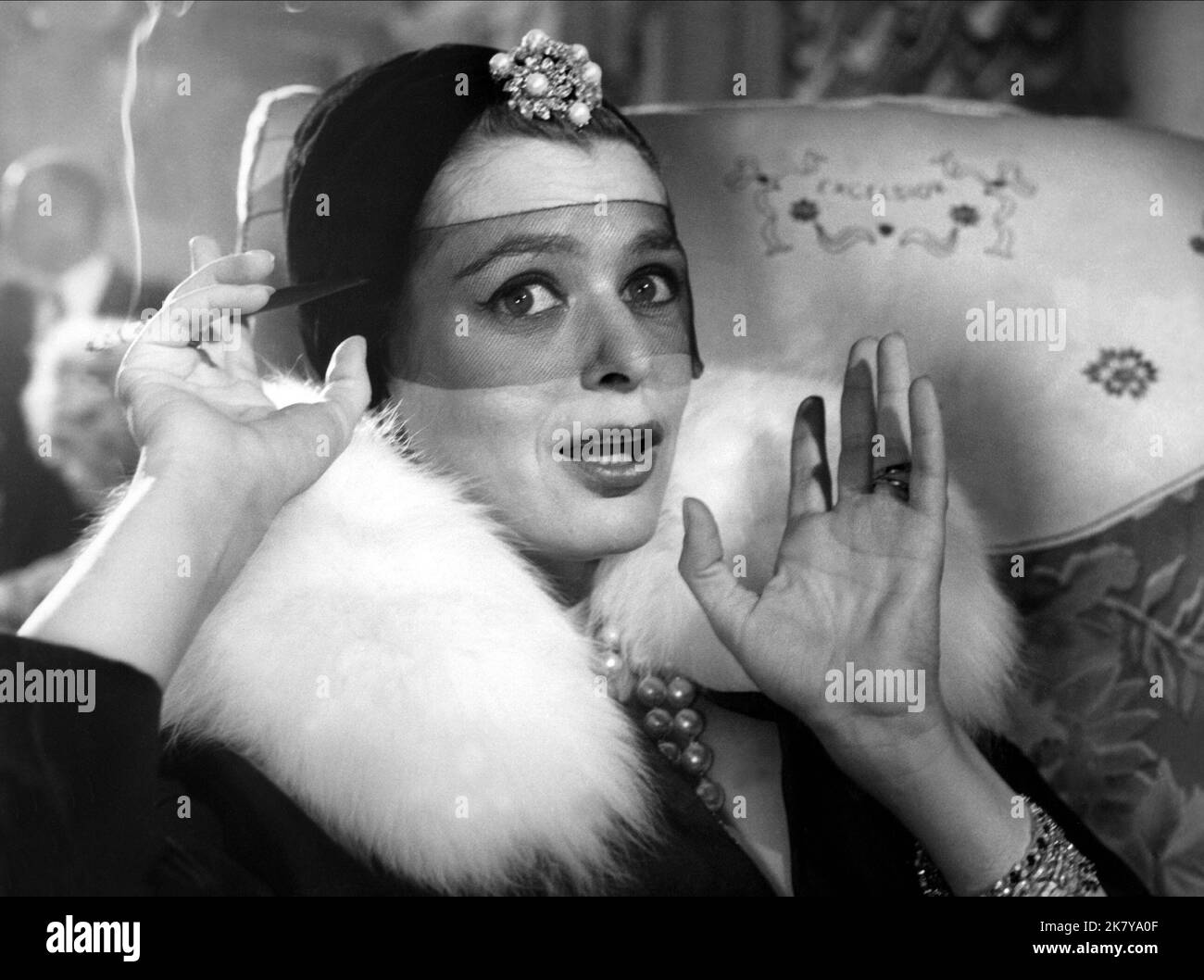 Melina Mercouri Film Il Giudizio Universale (1960) Characters: Foreign ...