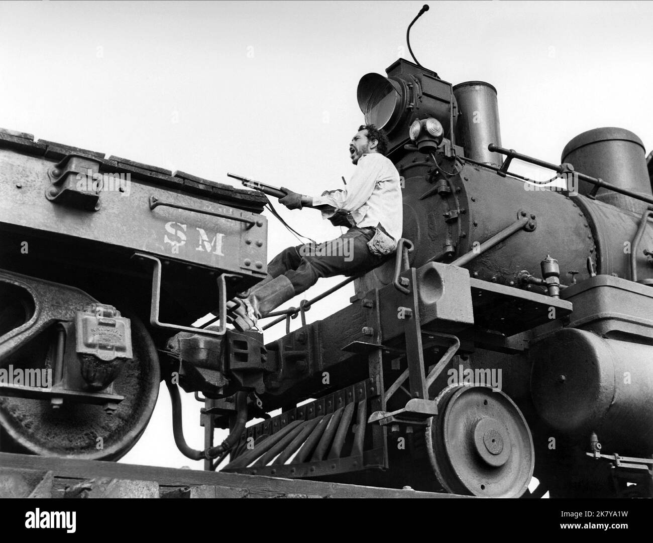 Warren Oates Film The Wild Bunch (1969) Characters: Lyle Gorch Director ...