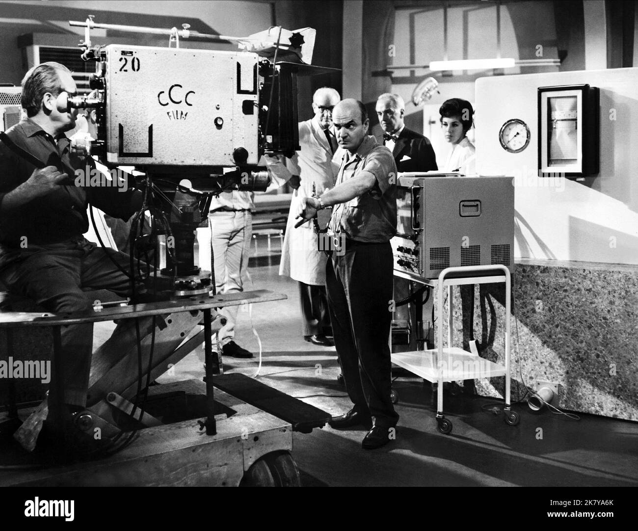 Bernard Knowels Film Frozen Alive ; Der Fall X701 (1961) Director ...