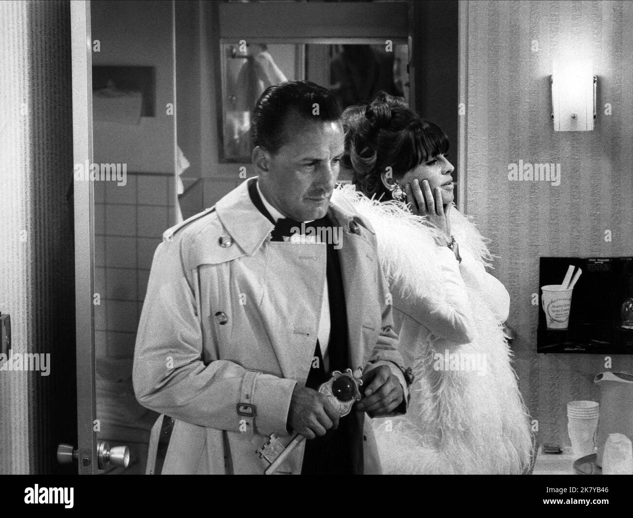 George C. Scott & Julie Christie Film: Petulia (1968) Characters ...