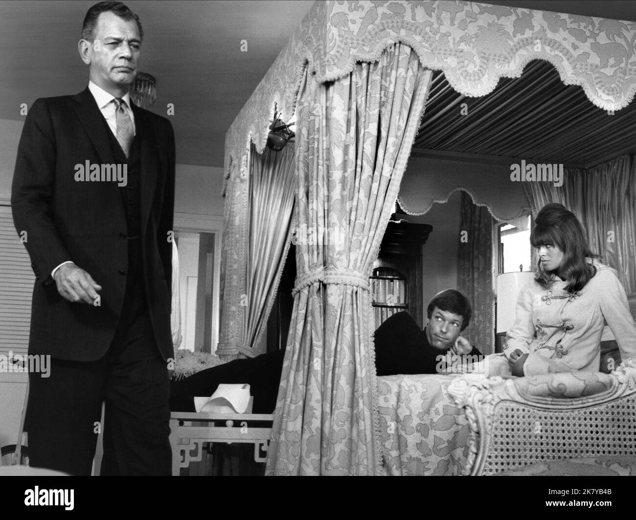 Joseph Cotten, Richard Chamberlain & Julie Christie Film: Petulia (1968 ...