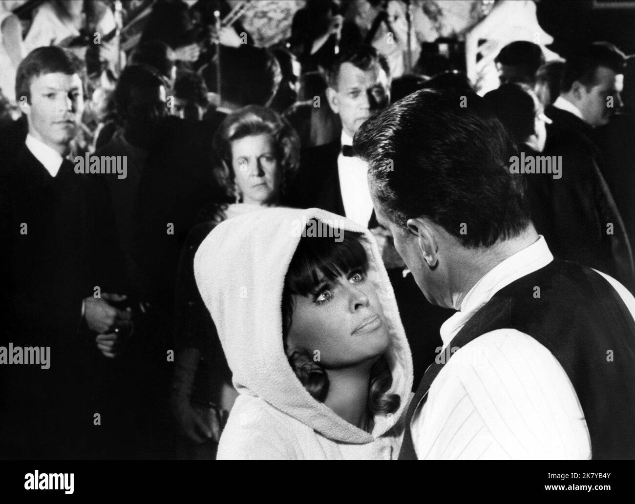 Richard Chamberlain, Julie Christie & George C. Scott Film Petulia ...