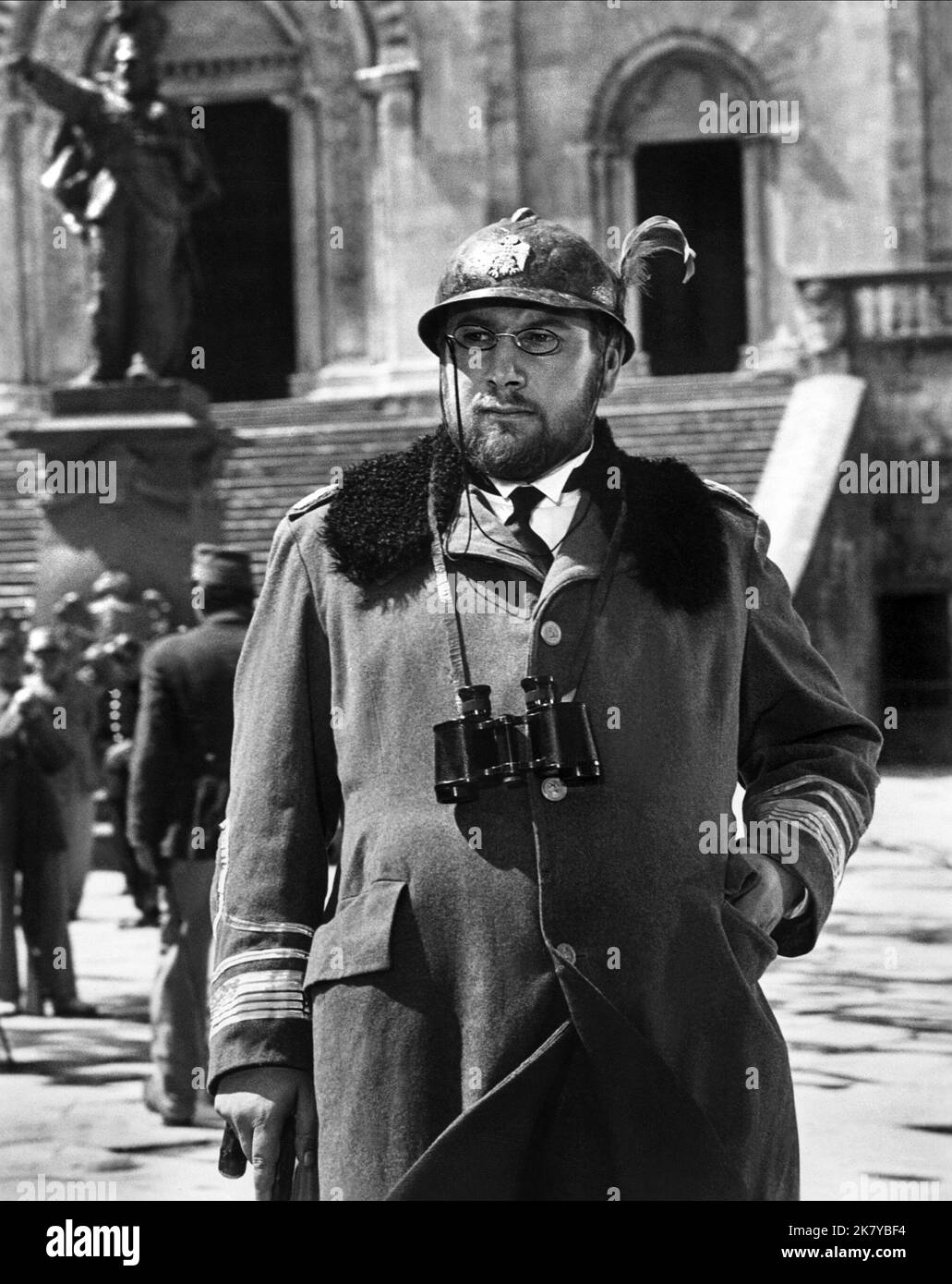 Peter Ustinov Film Romanoff And Juliet (1961) Characters: The General ...