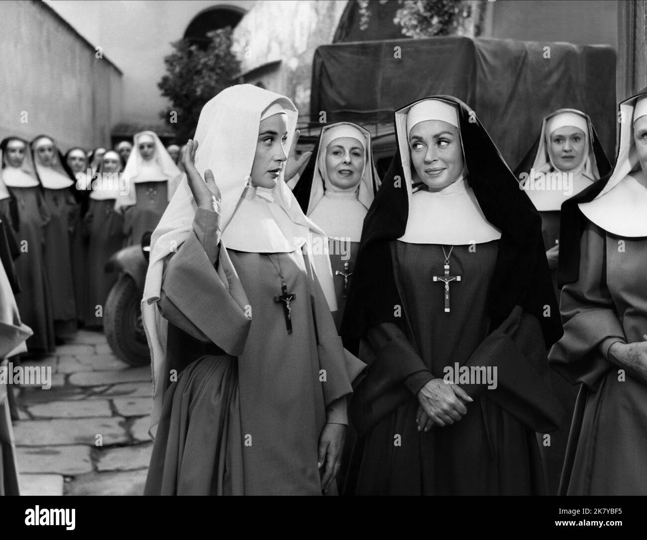 Sylvia Syms & Lilli Palmer Film Conspiracy Of Hearts (1960) Characters ...