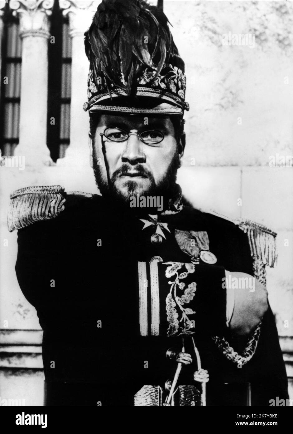 Peter Ustinov Film Romanoff And Juliet (1961) Director: Peter Ustinov ...