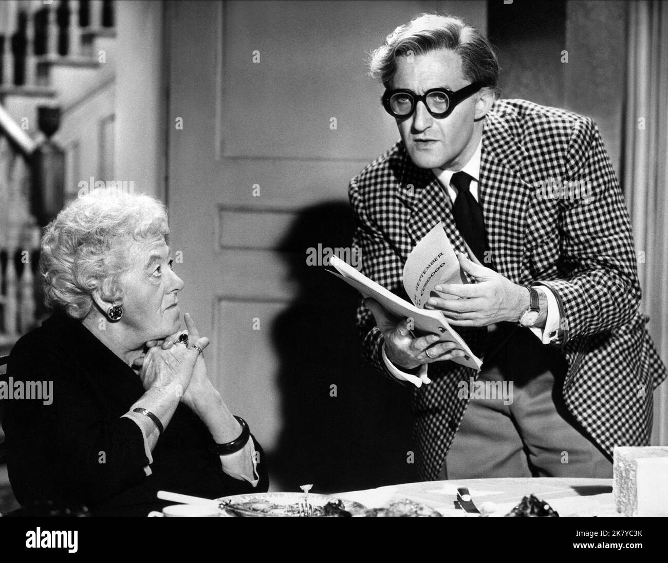 Margaret rutherford miss marple hi-res stock photography and images - Alamy