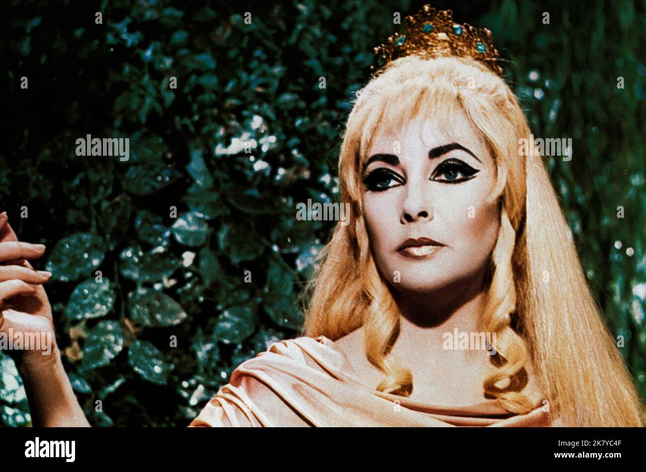 Elizabeth Taylor Film Doctor Faustus (1967) Director: Nevill Coghill 10 ...